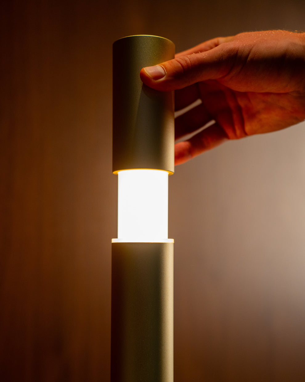 The Slide Light – Georgious